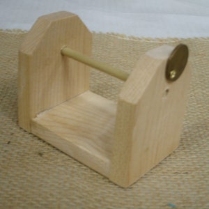 1 Thread Spool Holder With a Penny Cover, Used by Quilters, Needlepoint ...