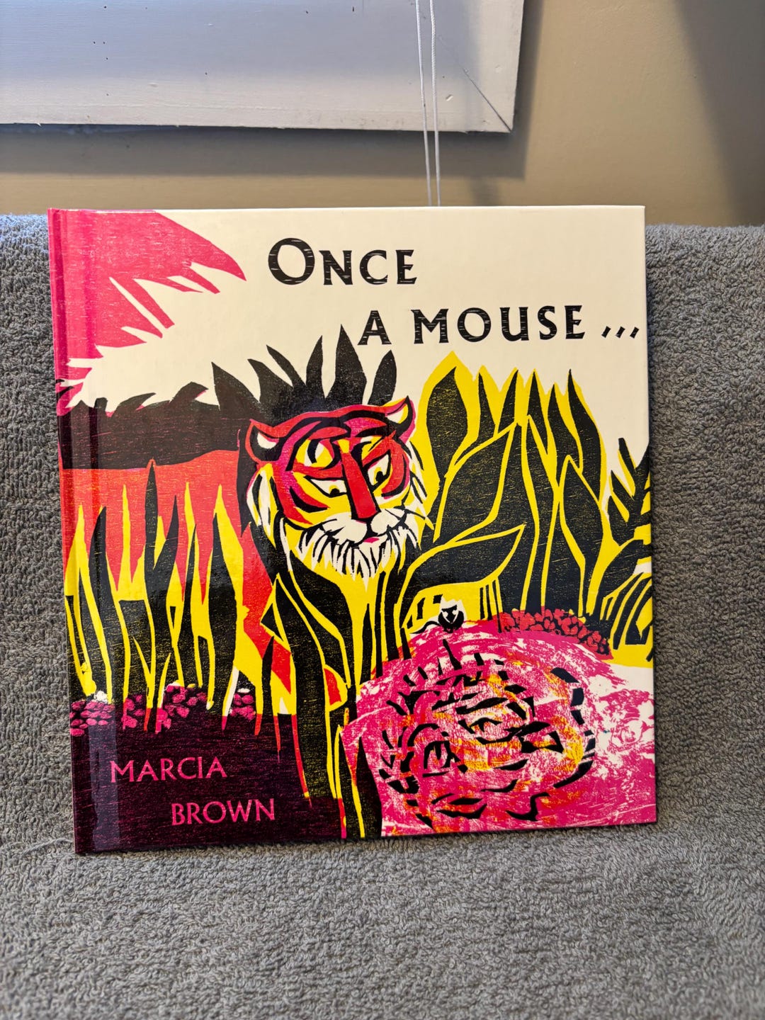 Vintage 1961 Once a Mouse Children’s Book - Etsy