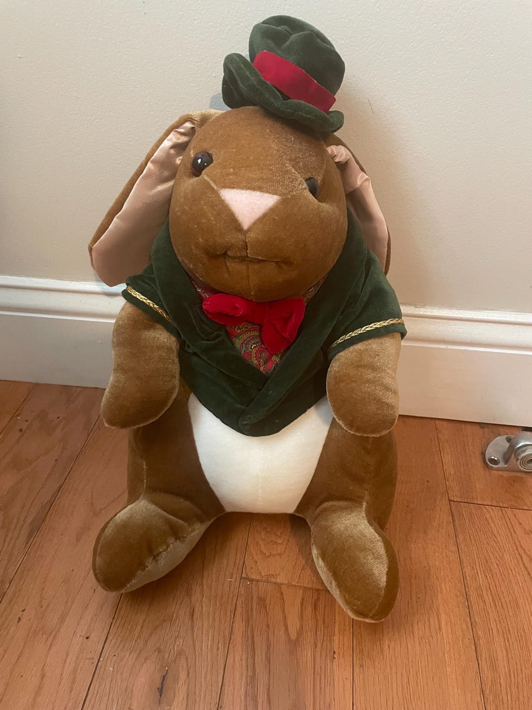 Vintage 1985 Toys R Us Exclusive Velveteen Rabbit Plush With 1980s ...