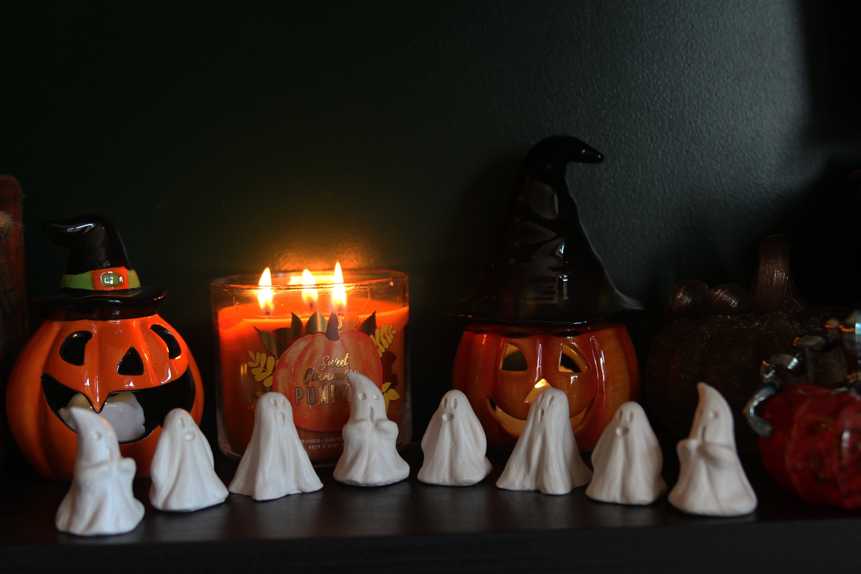 Mini Ghost Figurine - Etsy