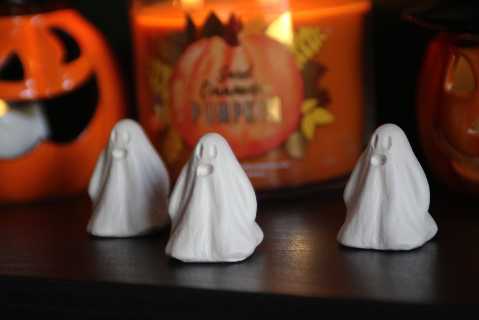 Mini Ghost Figurines pack of 3 | Etsy