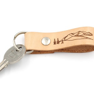 Leather Key Fob Mountains, Hiking Lover Gift, Mountain Keychain - Etsy