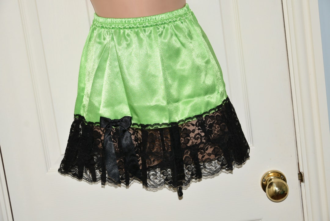 Suspender Slip Skirt, Waist / Half Slip, Lacy Feminine Hem, Lovely ...