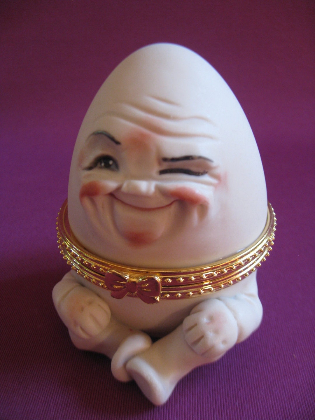 Egg Wink Bibelot Box Salt and Pepper Shakers -- Allyson Nagel - A.N ...