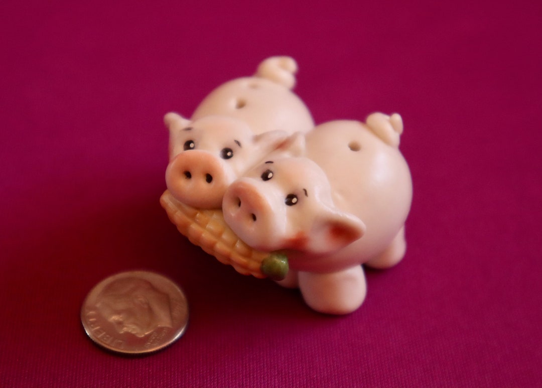 Piggies, Corn, Mini One Piece Salt and Pepper Shaker, Porcelain Eggs ...