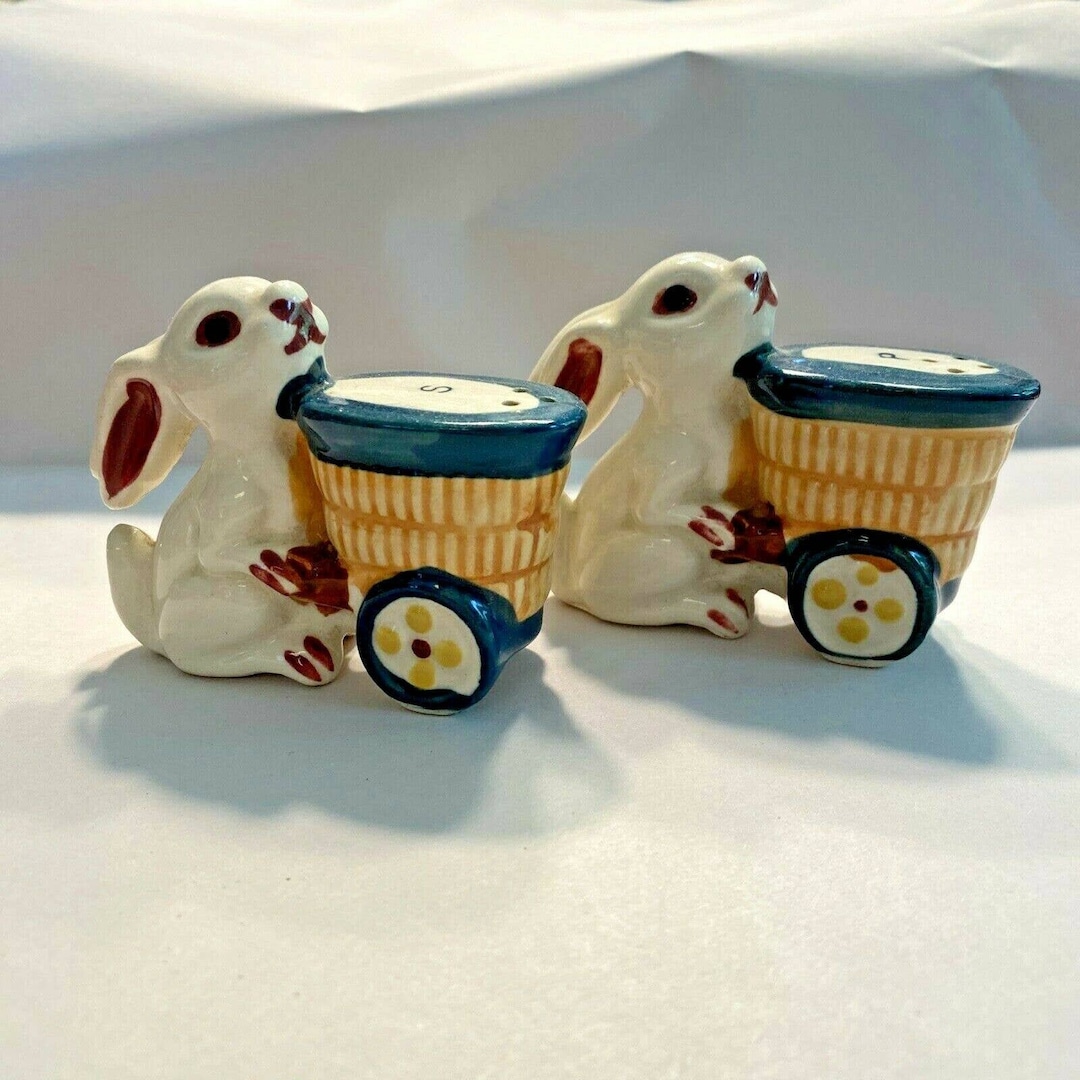 Vintage Anthropomorphic Salt & Pepper Shakers Set, Retro Bunny Rabbits ...