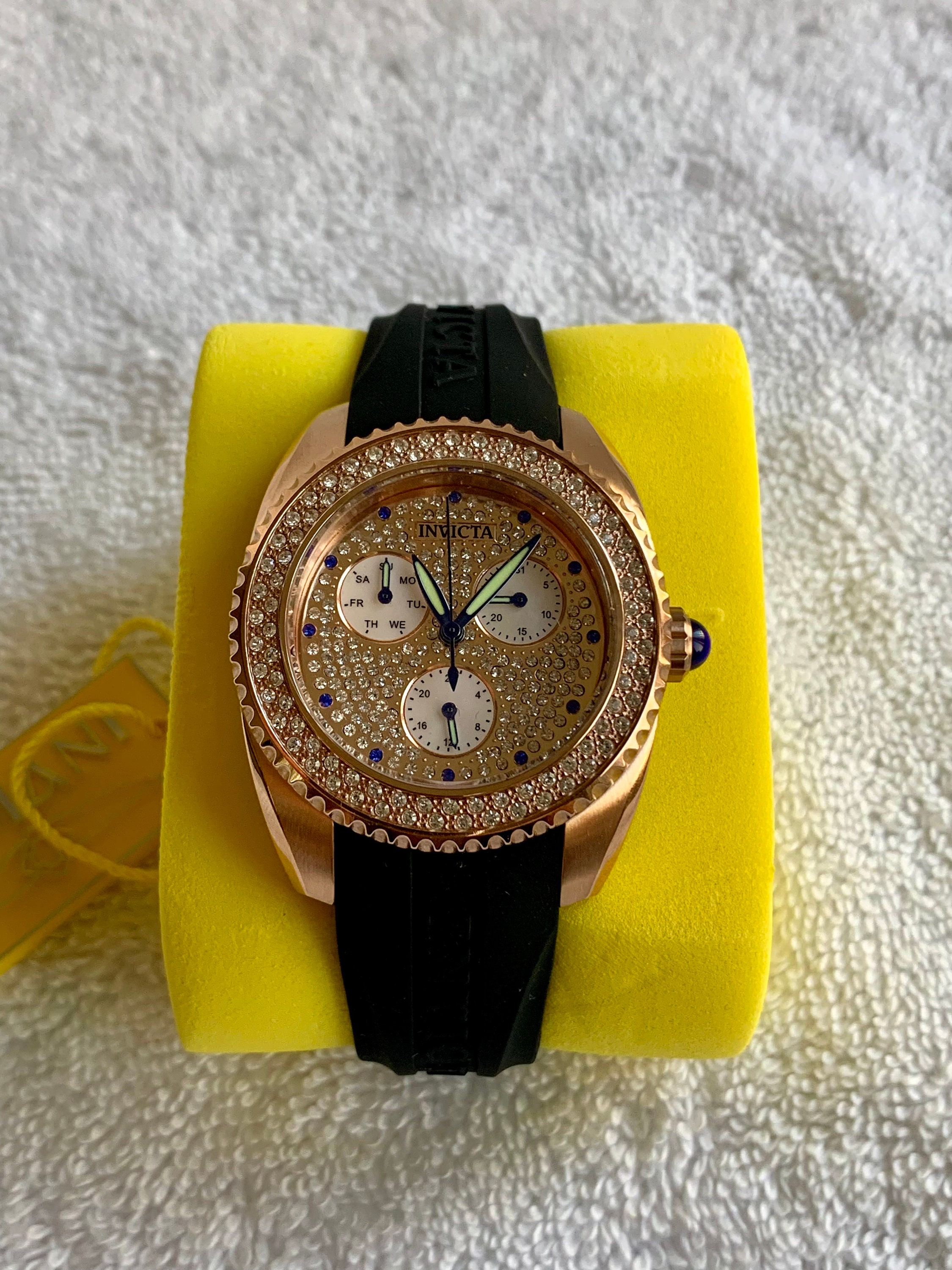 New Stunning Invicta Rose Gold With Crystals Ladies Quartz Watch. Three ...