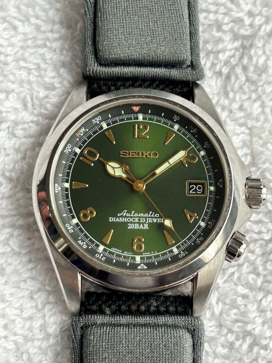 Vintage Seiko Alpinist 200 Meters Automatic 23 Jewels Date Luminous ...