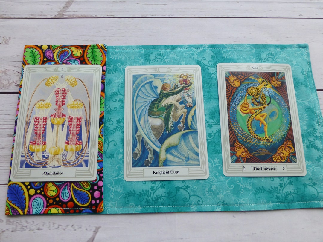 Paisley Flower Tarot Card Wrap and Spread Mat, Hobo Tarot Cloth, Batik ...