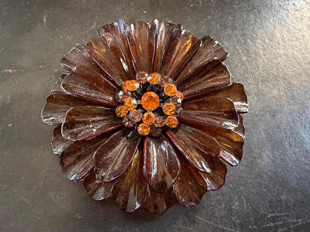 Vintage Rootbeer Brown Plastic Acetate Gerbera Daisy Flower Brooch With Brown and Topaz ...