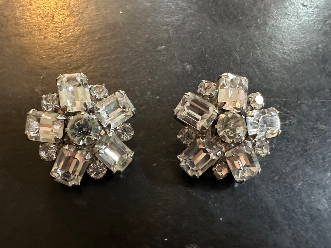 Signed Weiss Clear Rhinestone Flower/snowflake Earrings 2150 - Etsy