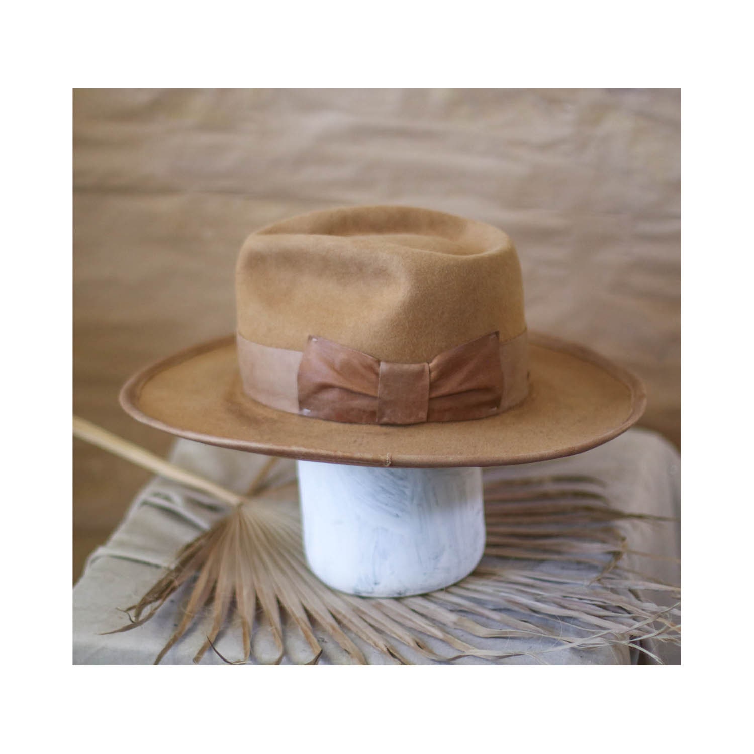 PARADOX - Camel - Felt Fedora - Vitage Look Distressed Hat - Chapolala ...