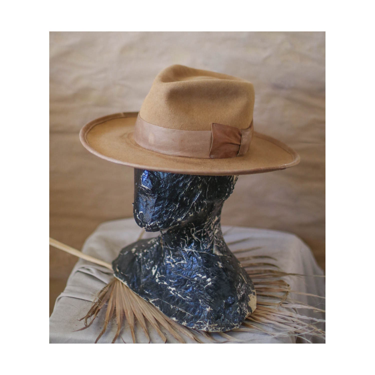 PARADOX - Camel - Felt Fedora - Vitage Look Distressed Hat - Chapolala ...