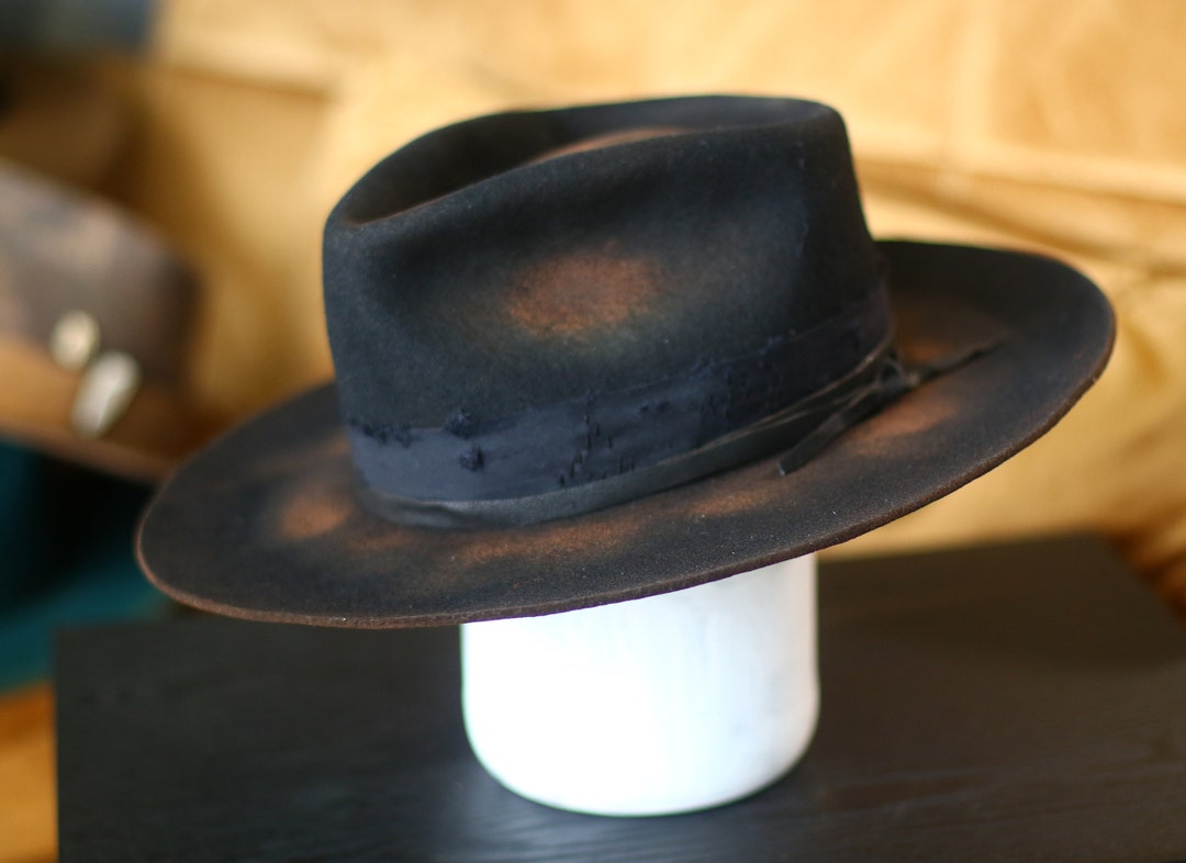 IMPOSSIBLE - Black Felt Fedora - Vitage Look Distressed Hat - Chapolala ...