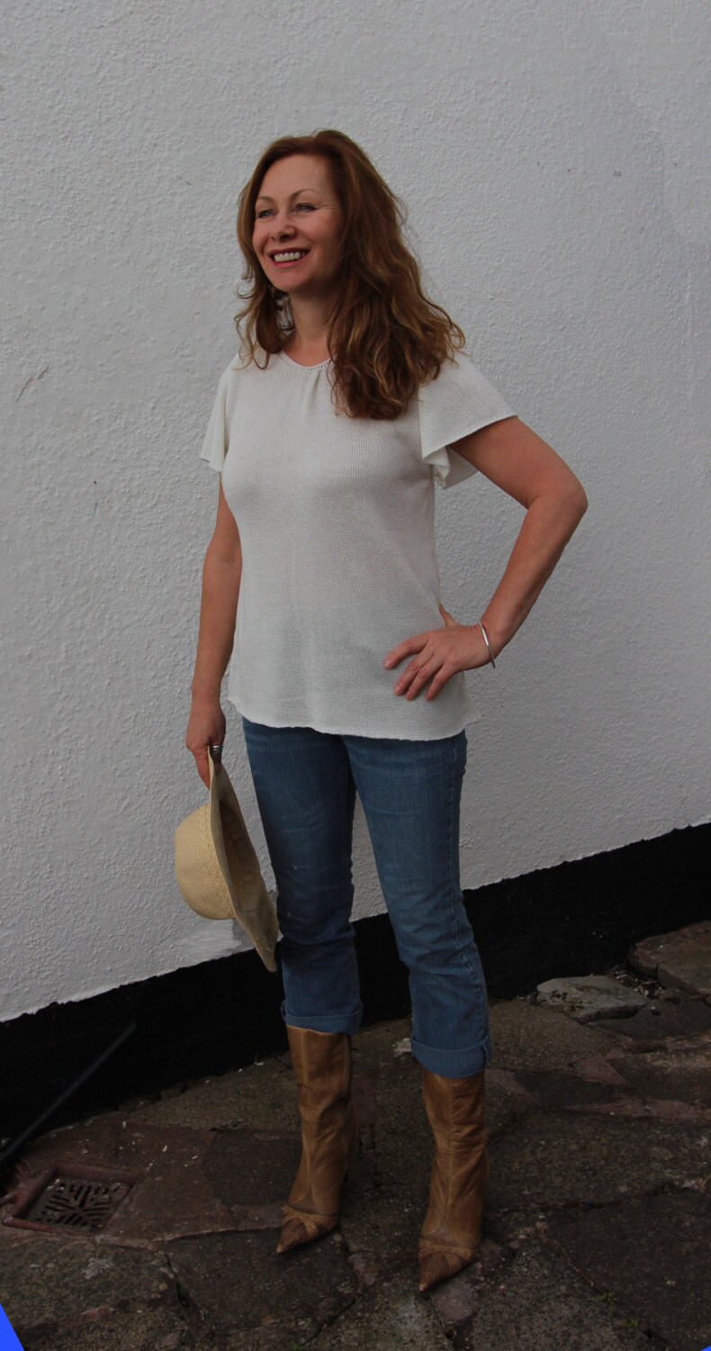 Pretty & Plain Smock Top Machine Knitting Pattern - Etsy