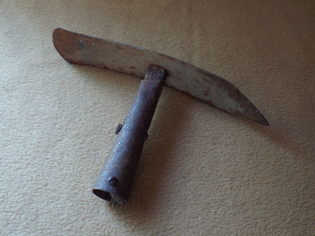 Antique Rustic Metal Hoe Head - Etsy
