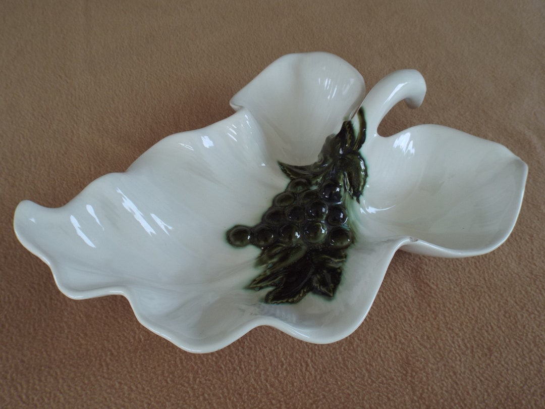 Antique Hull Tokay Tuscany White Leaf Green Grapes Centerpiece Bowl - Etsy