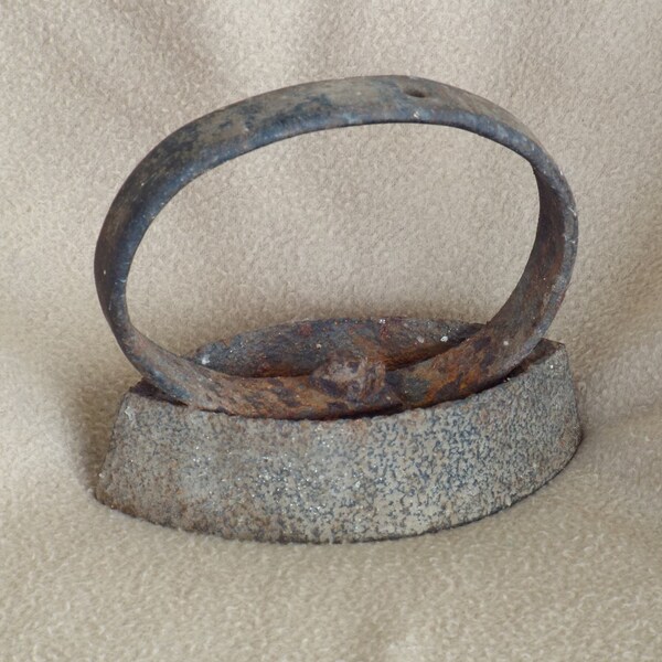 Antique Cast Iron Flat Iron - Etsy