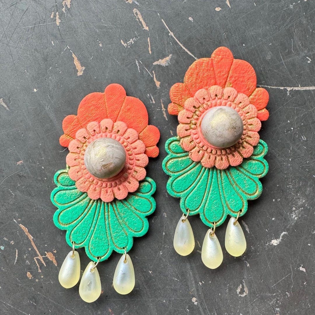 The Thankful Heart Pair, 3 Inch Lorraine Ornate Lightweight Polymer ...