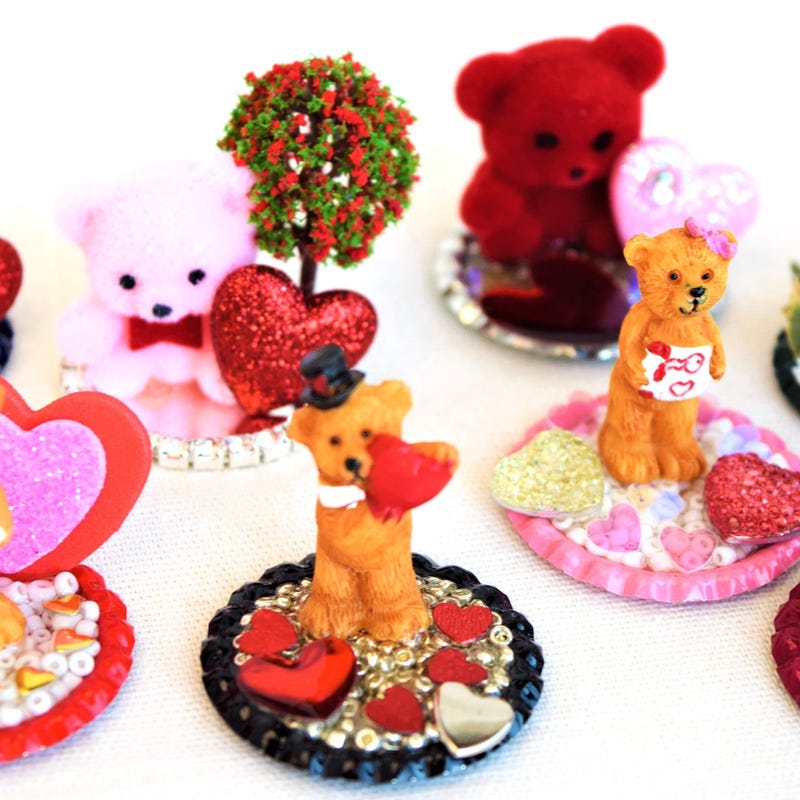 Valentine Figurines - Etsy