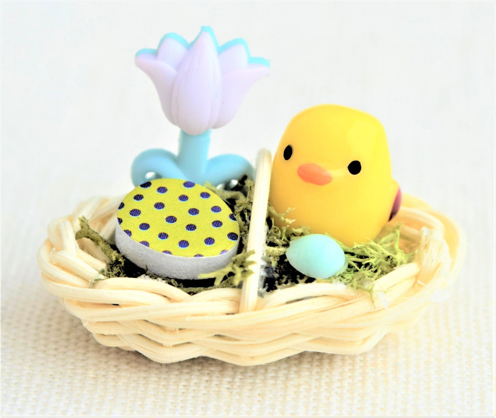 Miniature Easter Baskets 1:12 Scale, Dollhouse Easter Basket Miniatures ...