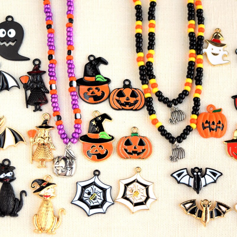 Halloween Necklace - Etsy