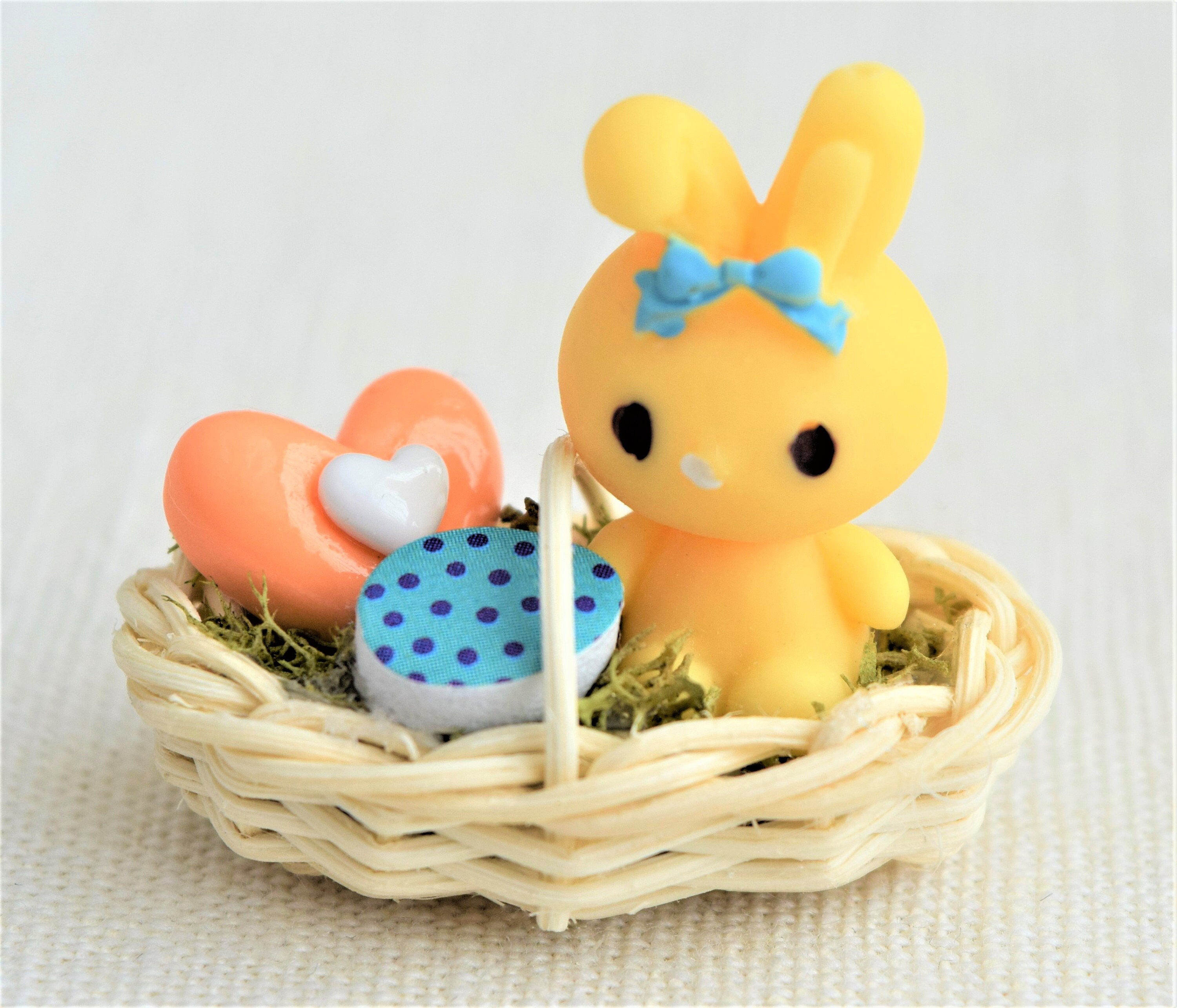 Miniature Easter Baskets 1:12 Scale, Dollhouse Easter Basket Miniatures ...