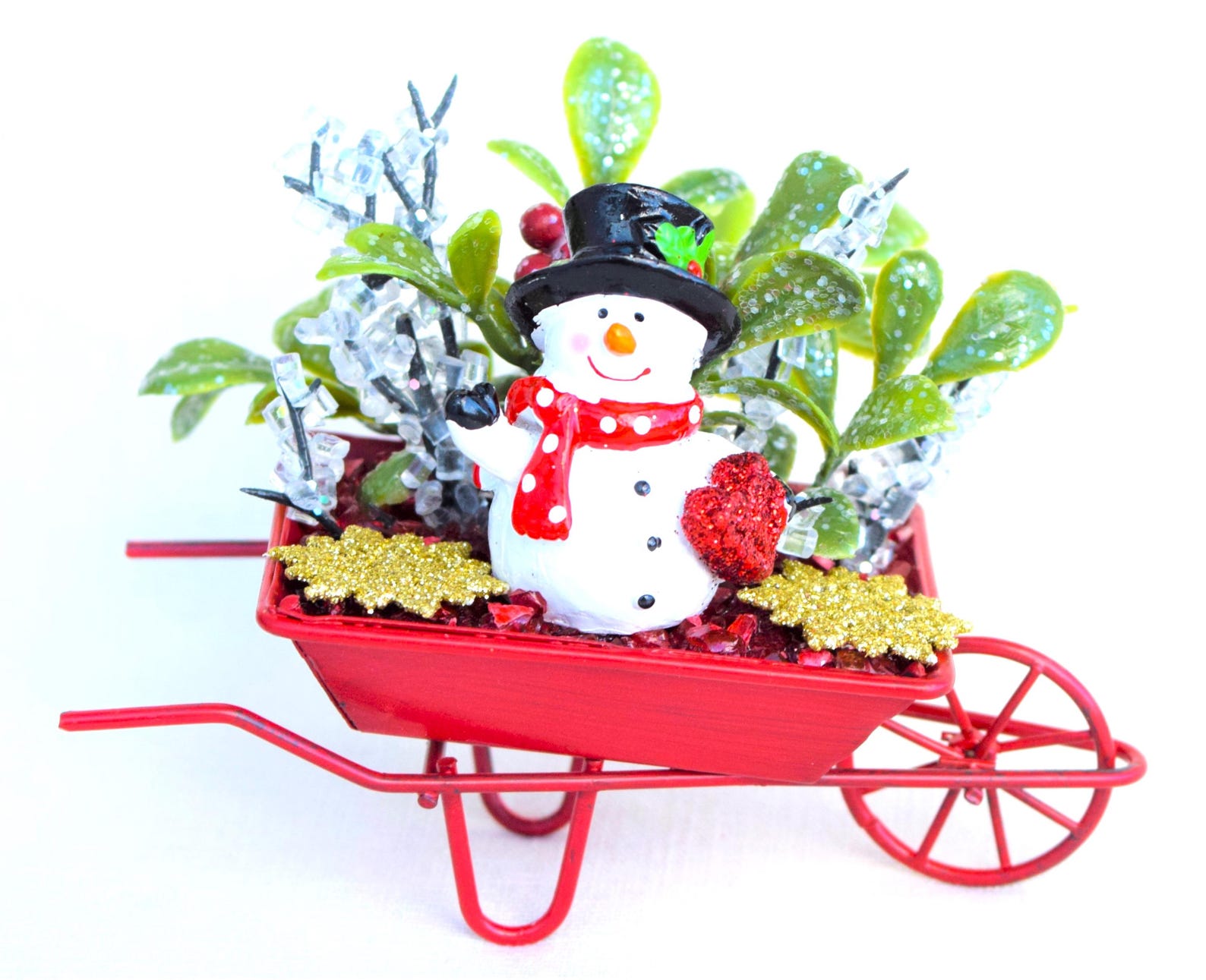 Miniature Christmas Scenes Christmas Small Decorative Red Painted Metal ...
