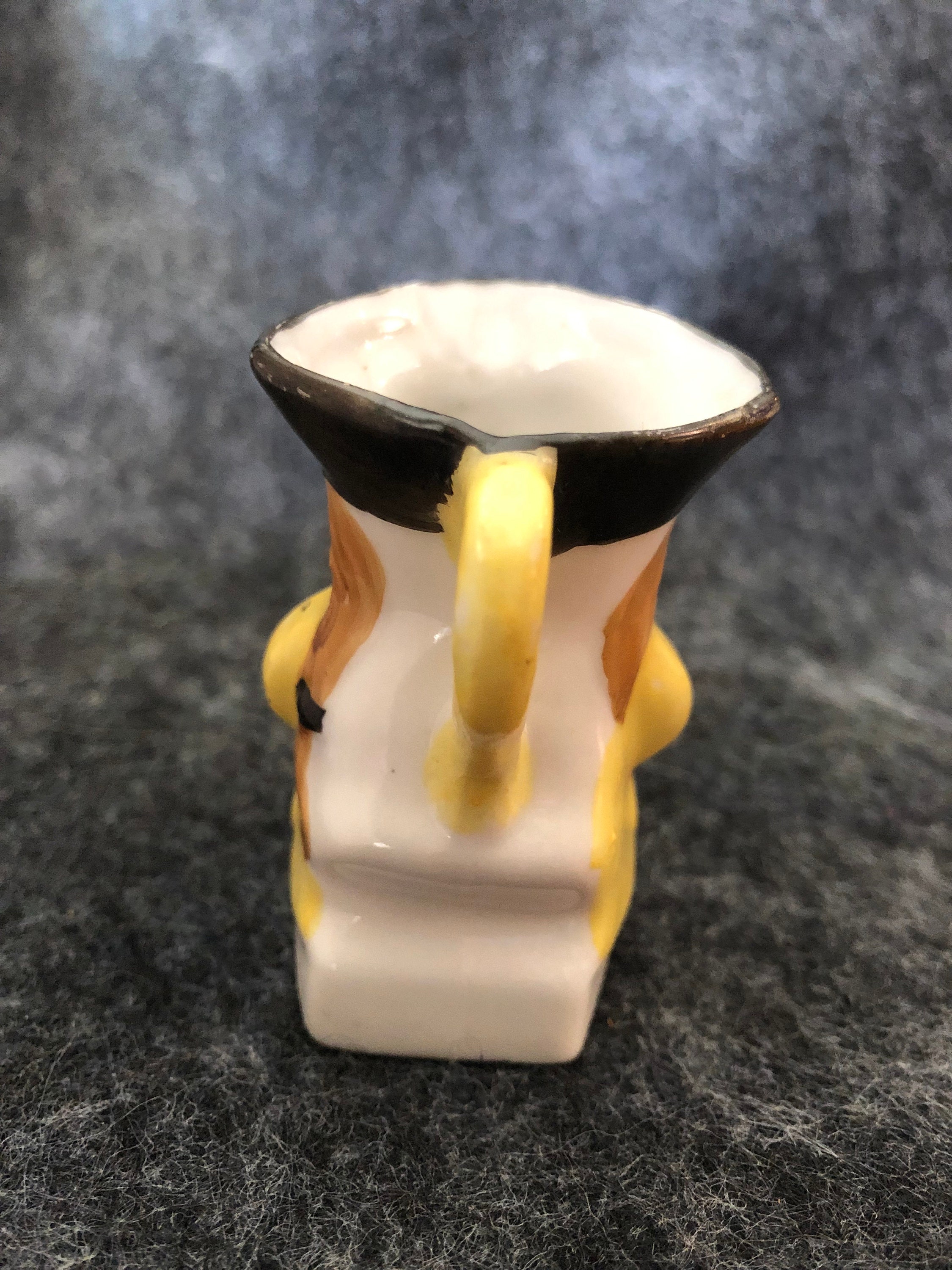 Miniature Toby Pitcher, Colonial Man Sitting With Yellow Suit. Japan - Etsy