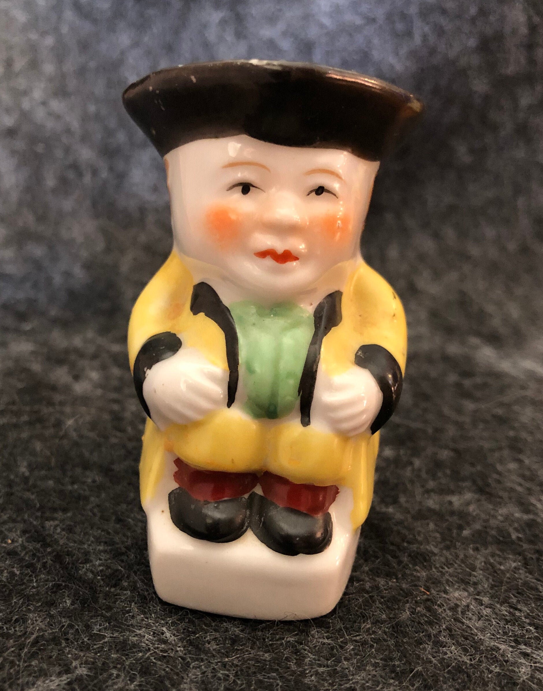 Miniature Toby Pitcher, Colonial Man Sitting With Yellow Suit. Japan - Etsy