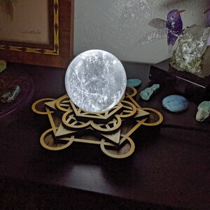 Metatron's Cube LED Table Light - Crystal / Sphere Stand - Layered ...