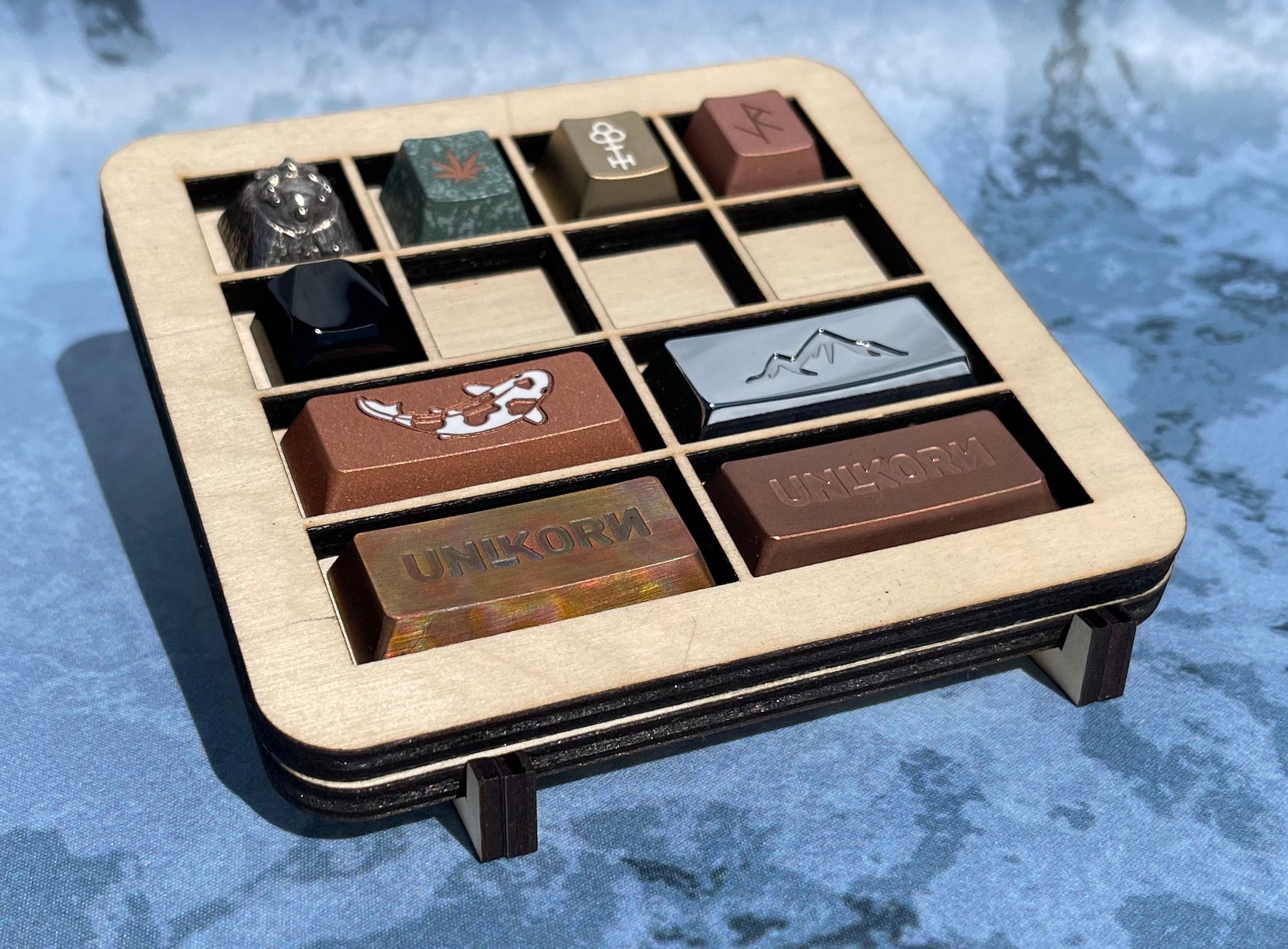 Large Wood Artisan Keycap Display Tray 16 21x21mm Squares for ...