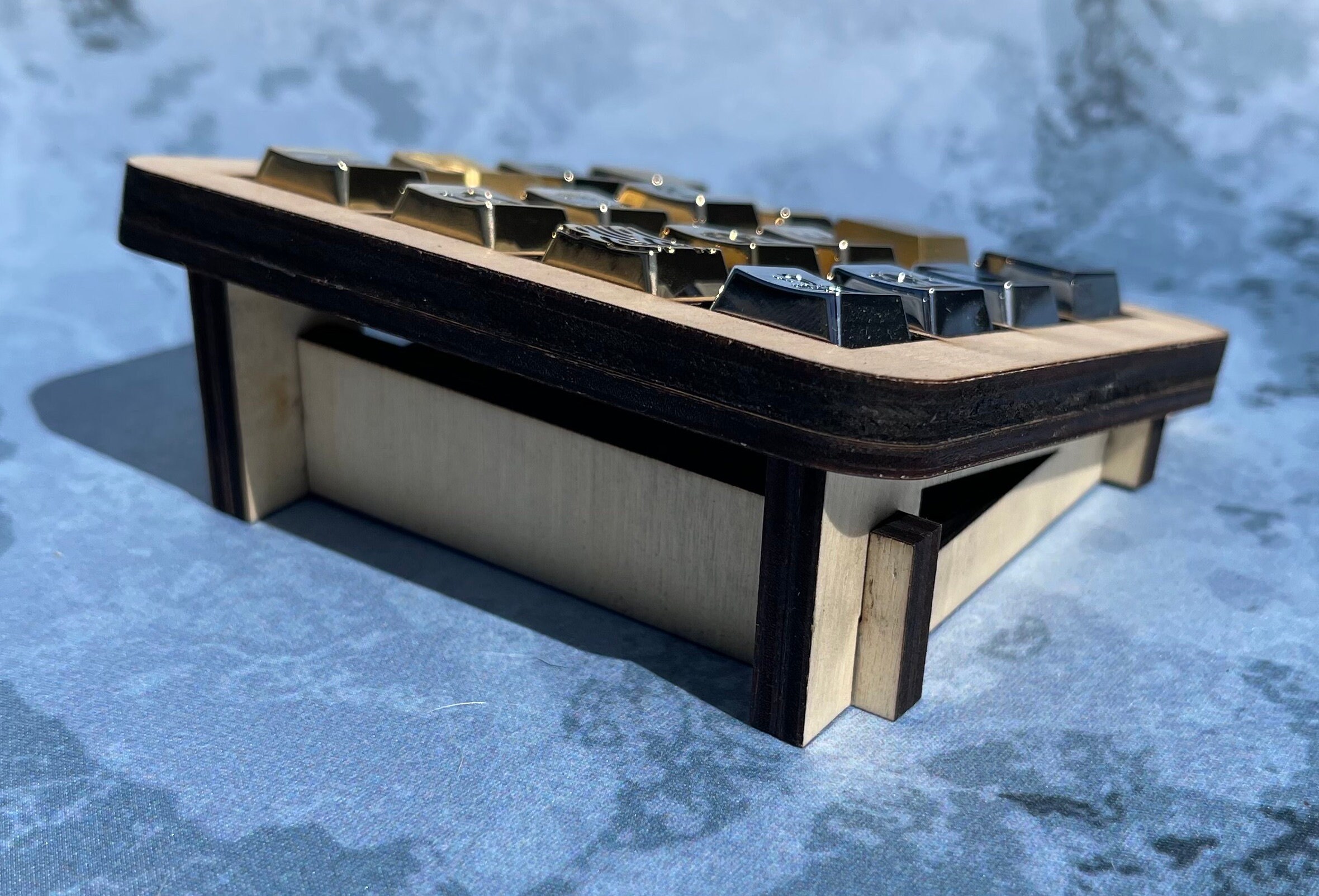 Small Wood Artisan Keycap Display Tray 16 18x18mm Squares for ...