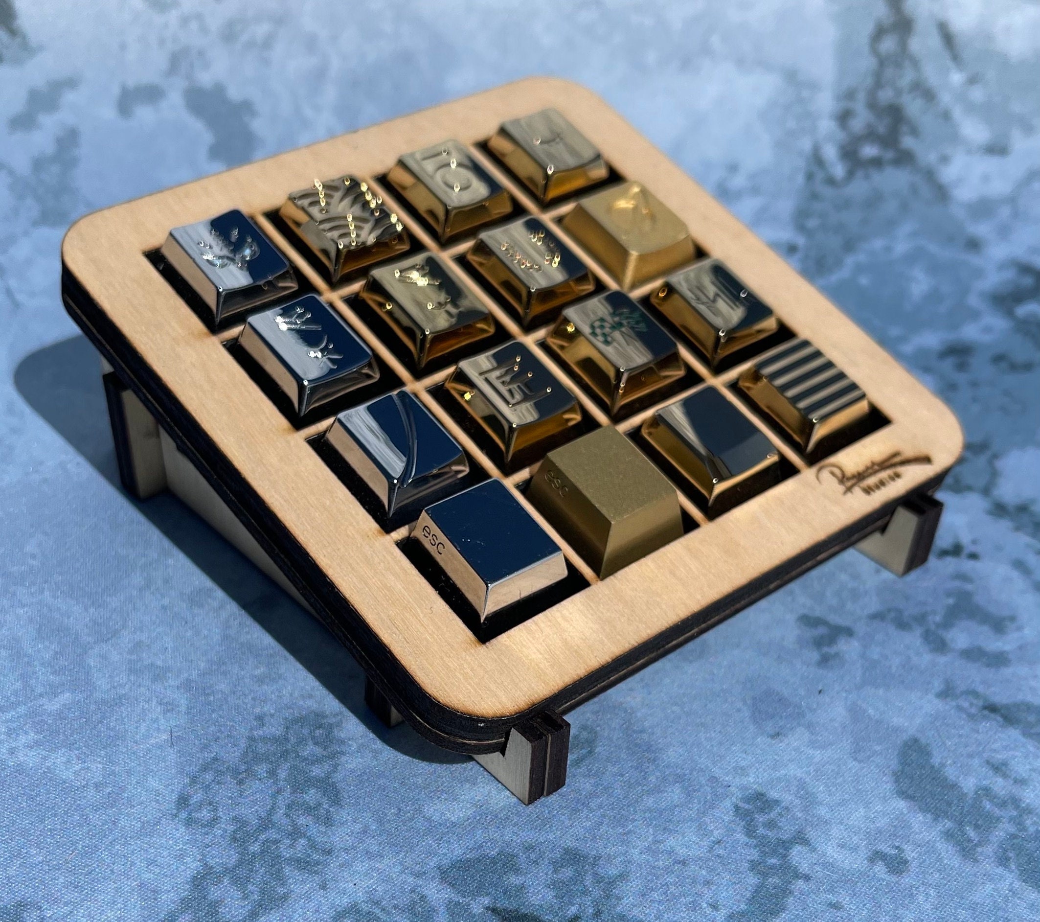 Small Wood Artisan Keycap Display Tray 16 18x18mm Squares for ...
