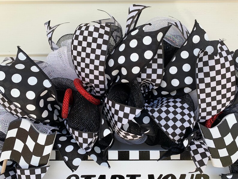 Racing Wreath, Race Car Wreath, Checkered Flag Wreath, Start Your ...