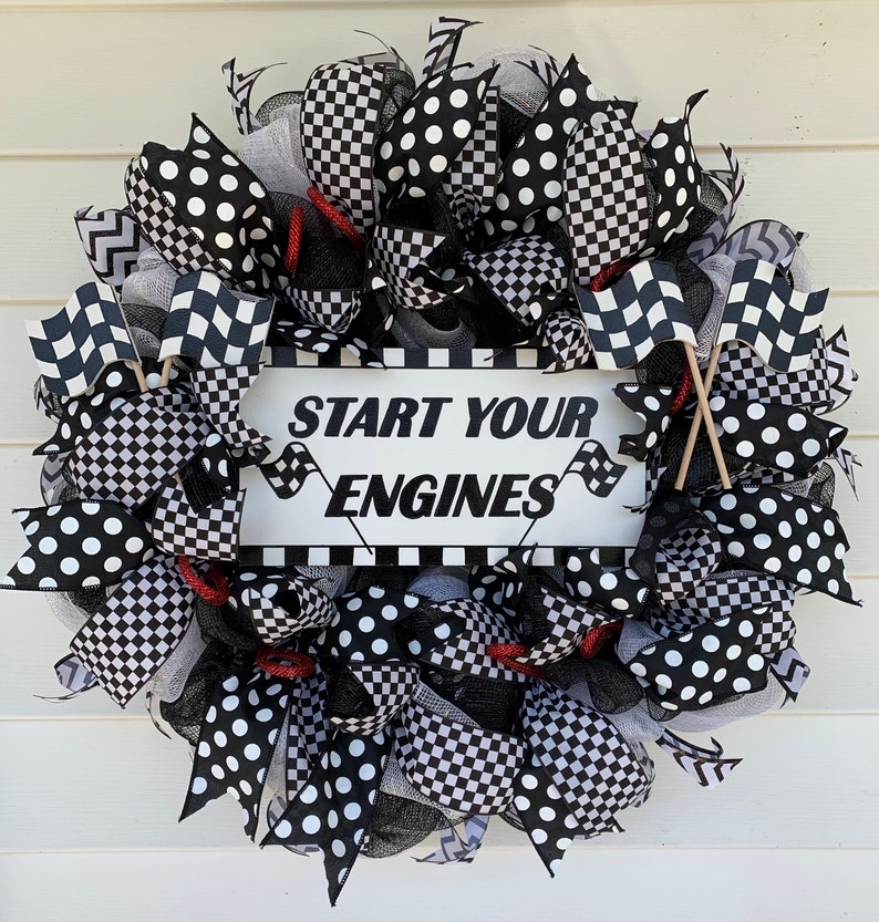 Racing Wreath Race Car Wreath Checkered Flag Wreath Start | Etsy