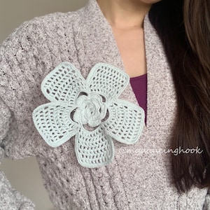 TUTORIAL Forget Me Not Crochet FLOWER Pattern GIFT for Mom Applique ...