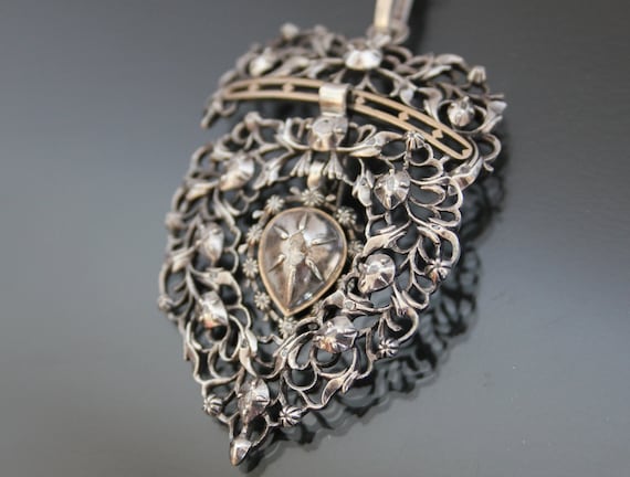 Antique Flemish Rose Cut Diamond Heart Pendant, 18th … - Gem