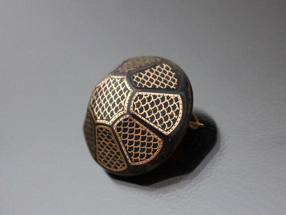 Antique Napoleon III Pique Brooch. Yellow Gold Inlay.… - Gem