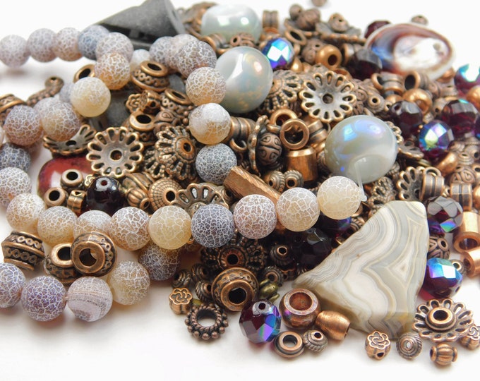 Destash - Mixed Lot of Beads - Multi Sizes - Gemstone Beads - Pendants ...