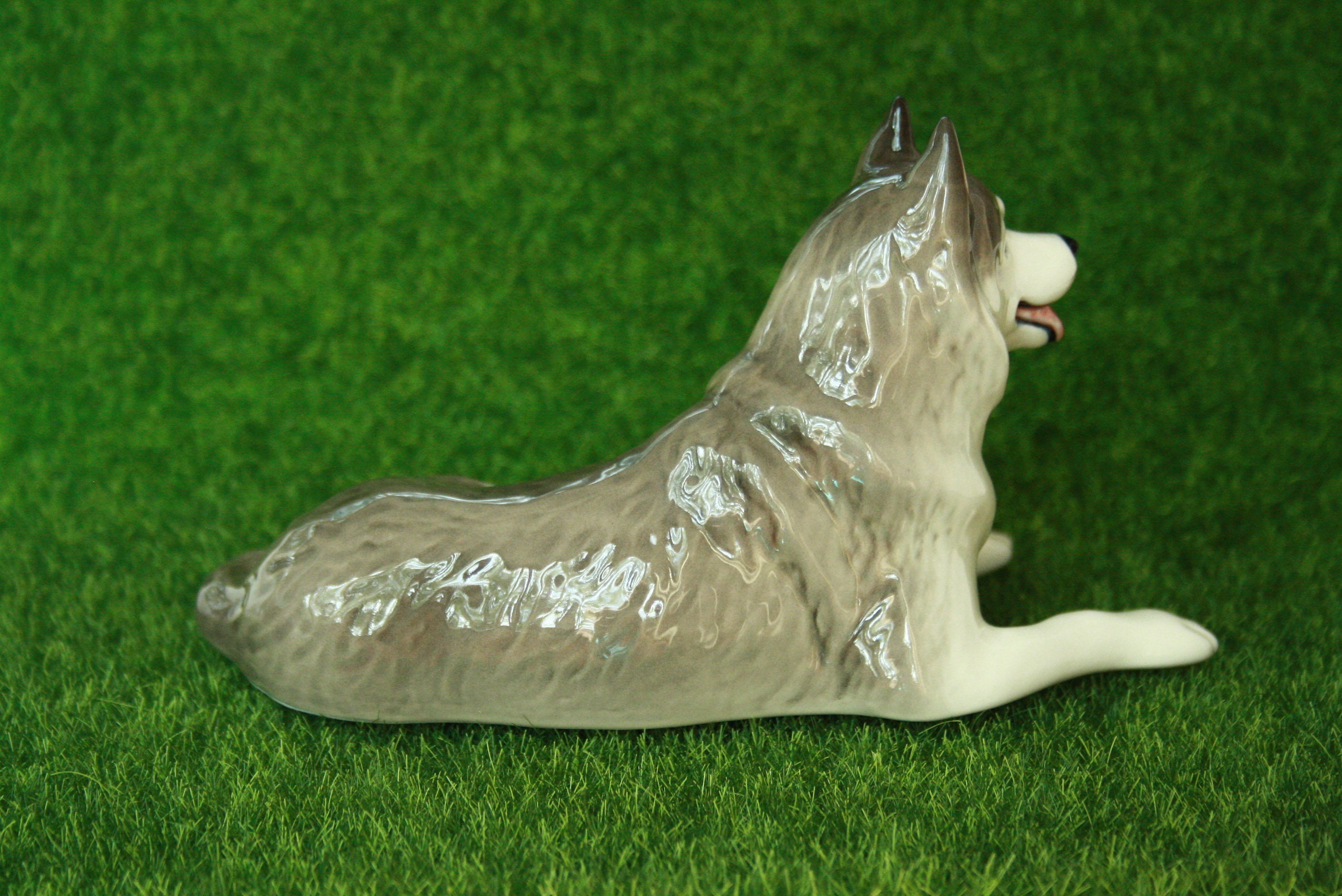 Siberian husky dog porcelain figurine handmade statuette | Etsy