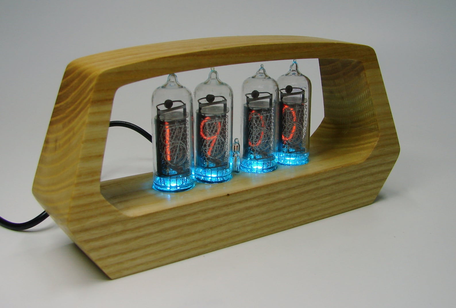 Wooden Nixie Tube Clock - In14 Tube, Rgb-multicolor Backlight - Etsy