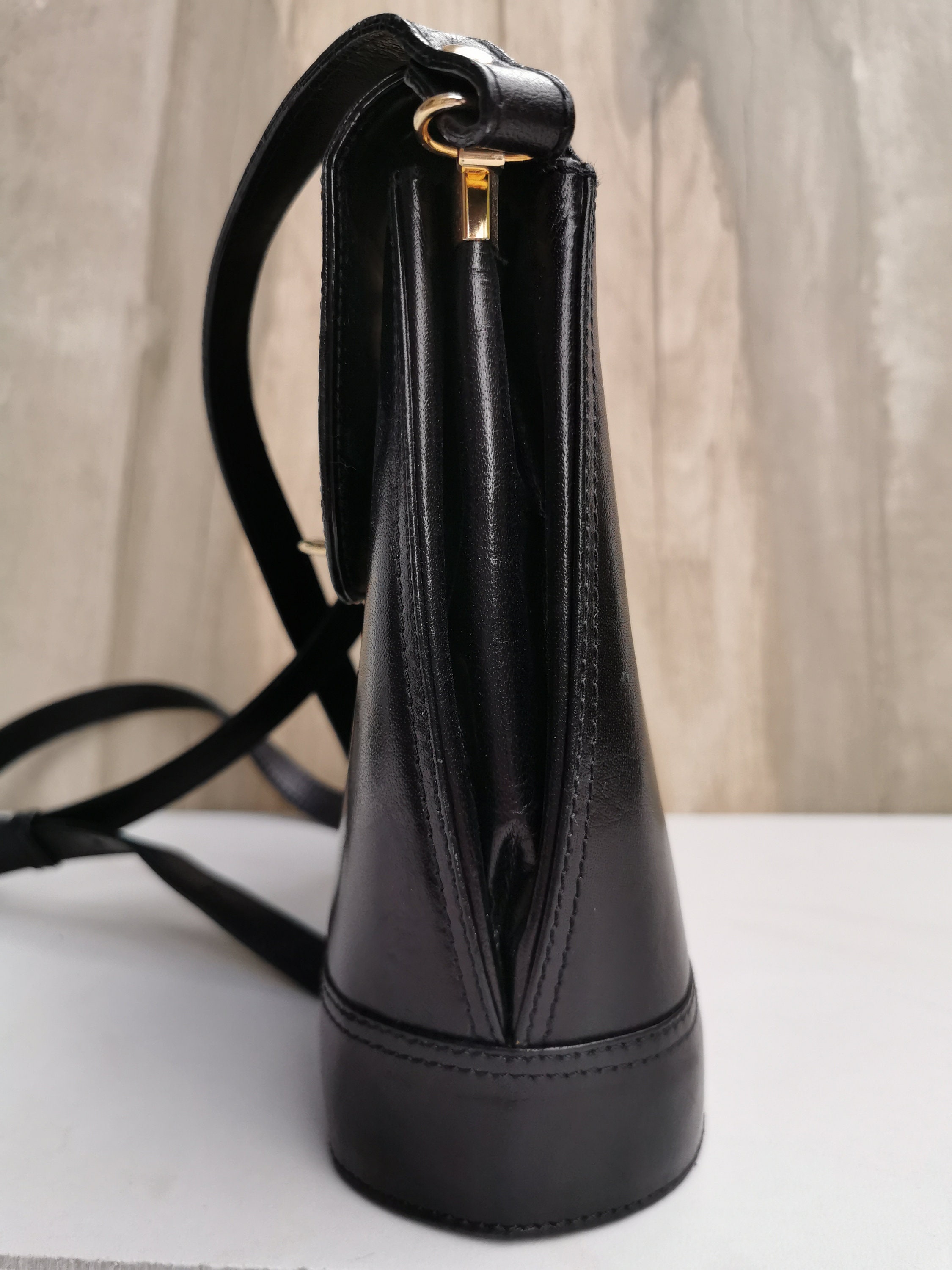 Vintage Satchi Club Black Leather Shoulder Bag/crossbody Bag/classic ...