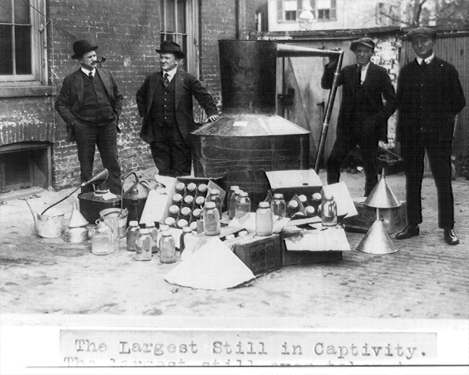 Printable Picture: a Moment From a Prohibition Era Black and - Etsy