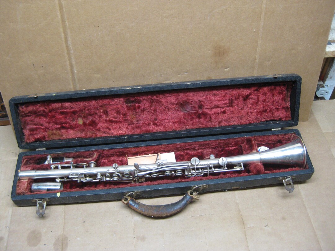 Vintage 1930's Cavalier Clarinet - Silver / Metal Not Sure If Plated ...