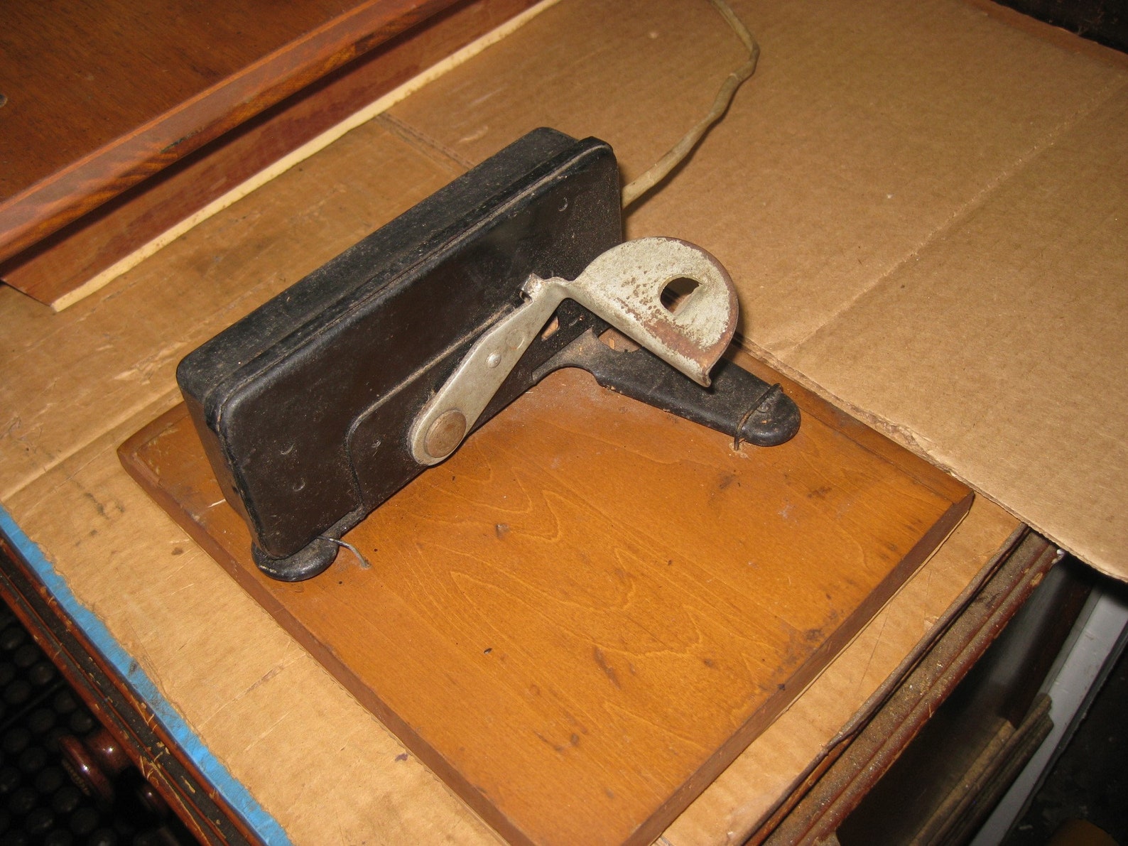 Antique Willcox & Gibbs Sewing Machine Pat. 1871 - S/N A389120 - W ...