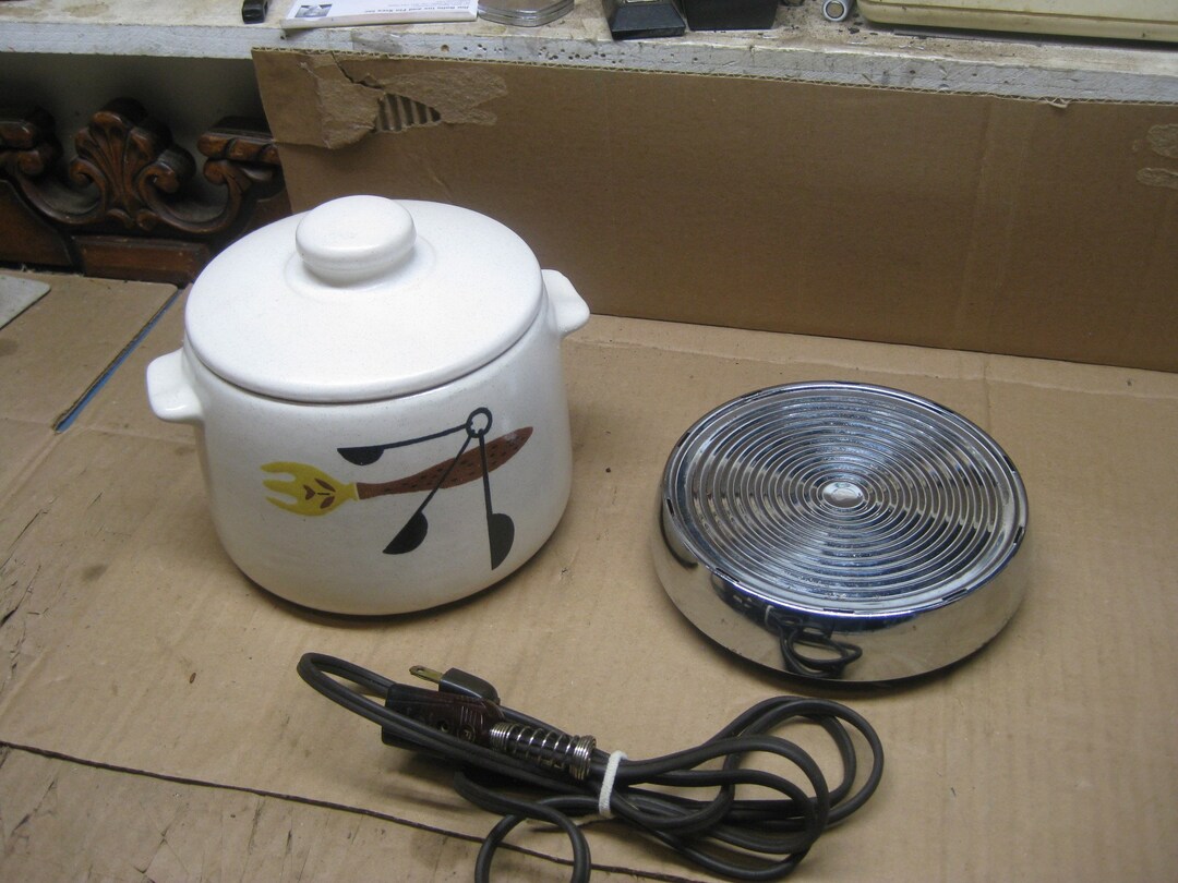 Vintage West Bend Ceramic Bean Pot / Fondue Pot W/ Heating Element ...