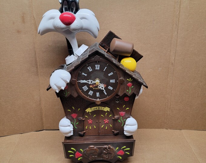 Vintage 2001 Sylvester & Tweety Bird Animated Talking Clock - Working ...