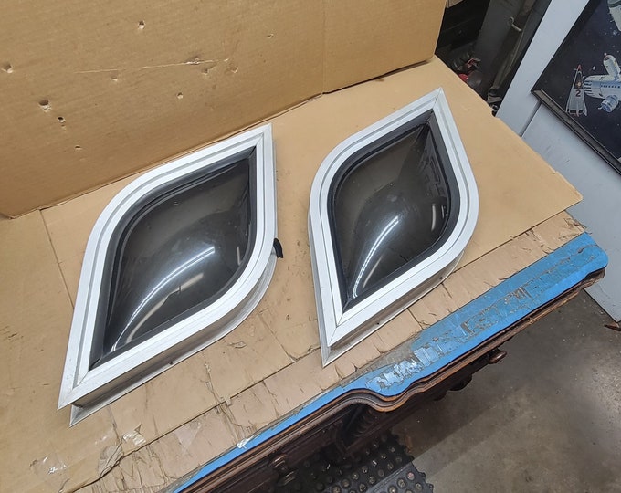 Vintage OEM 1970's Van Bubble Windows - Port Hole Windows Eyelid Design ...