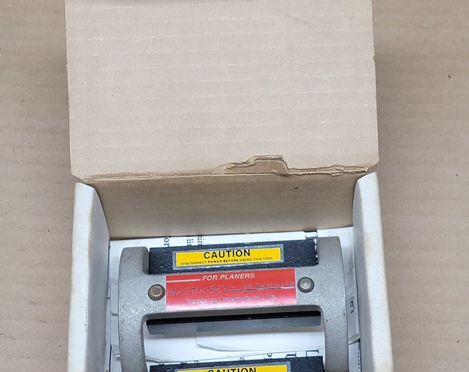 Woodstock Tools Magna-set W1214 Magnetic Planer Knife Setting Jig for ...